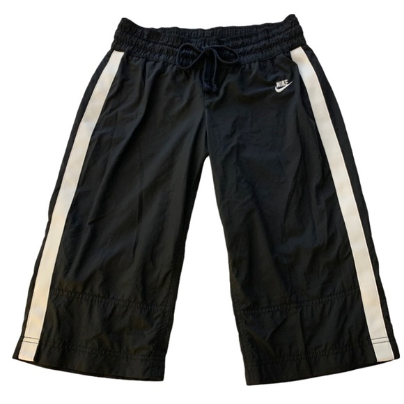 Nike | Pants & Jumpsuits | Nike Loose Black Hip Hop Capri Crop Track ...